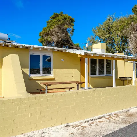 Longreach Bay & Fay's Bay accommodation